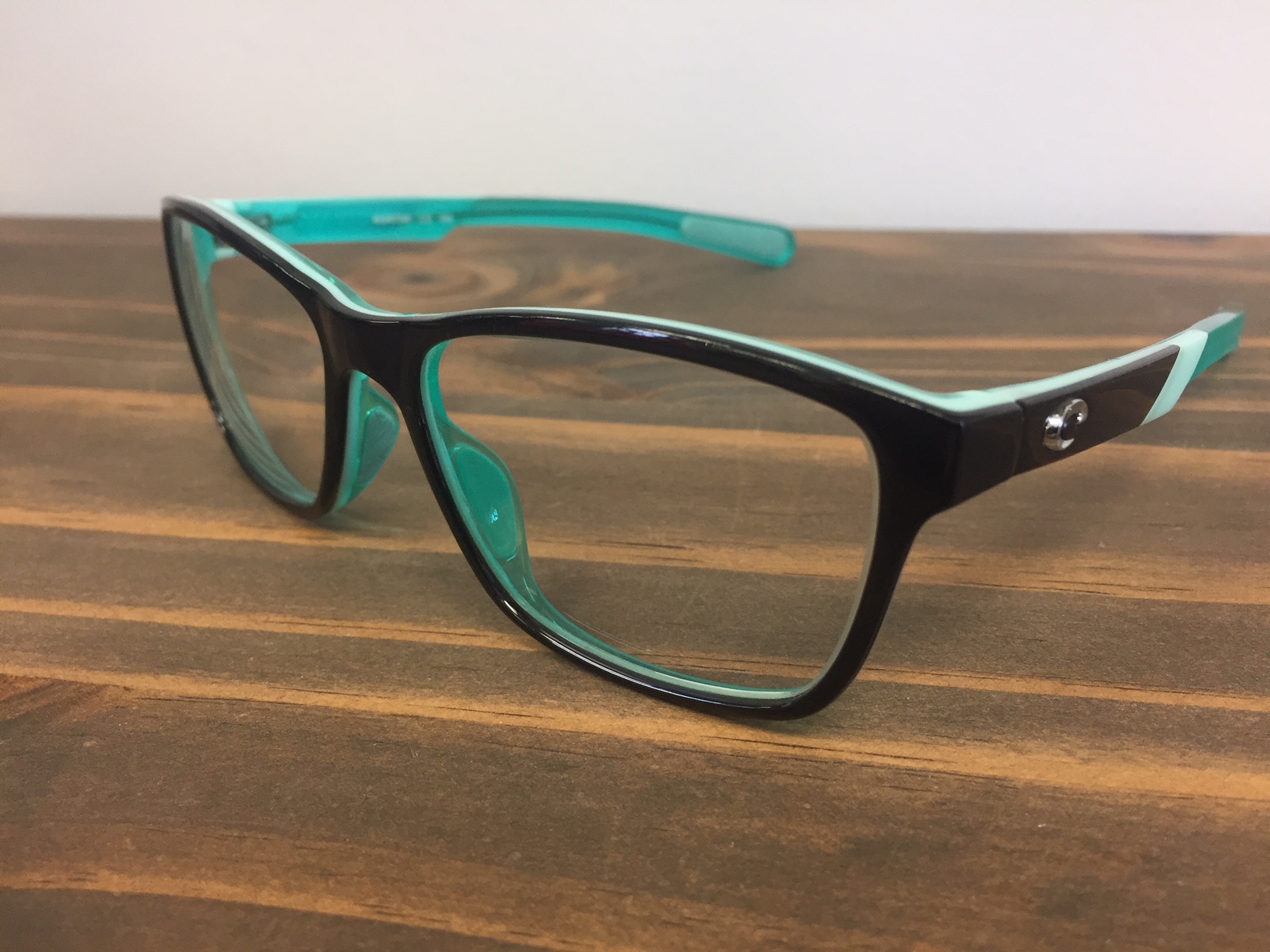 The Spectacle | Customer satisfaction promise on every pair of glasses